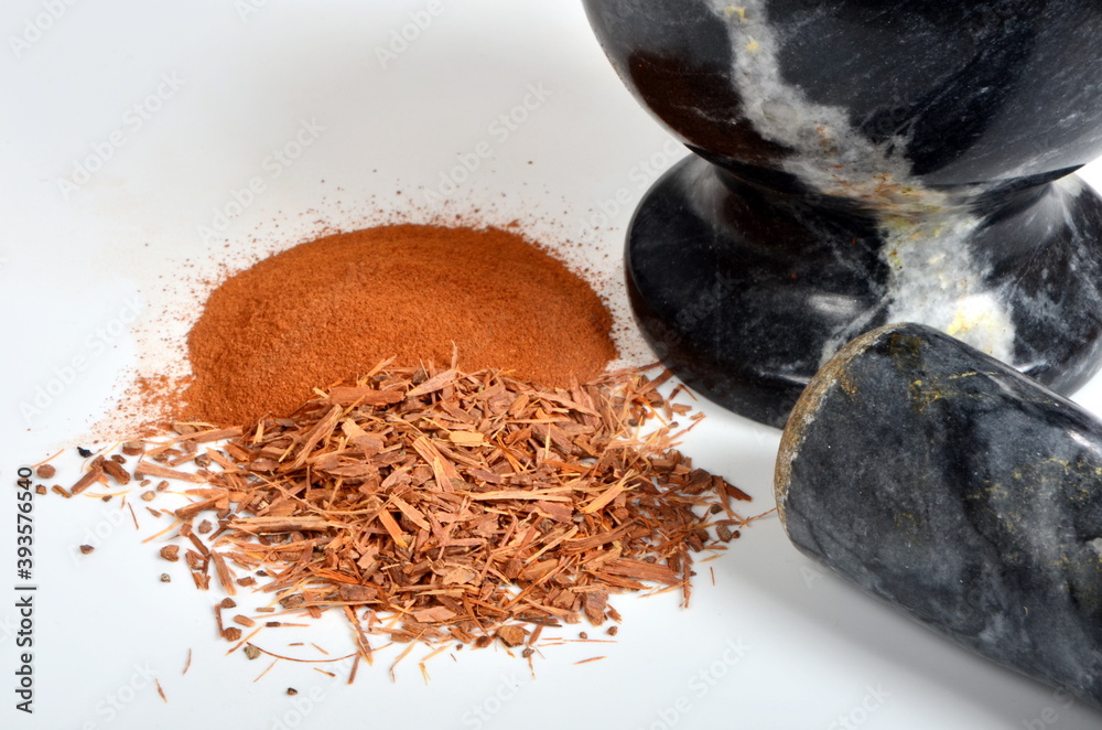 Catuaba bark and catuaba powder on white background. Natural herbal tea ...