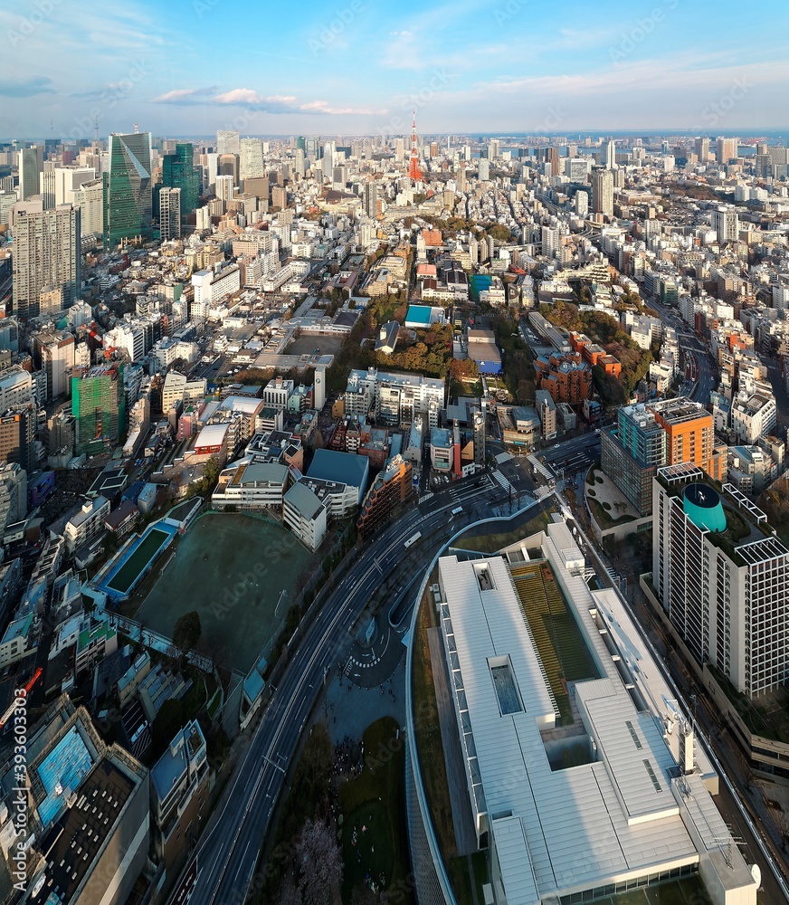 Aerial panorama from Roppongi over Downtown Tokyo, with landmark Tokyo ...