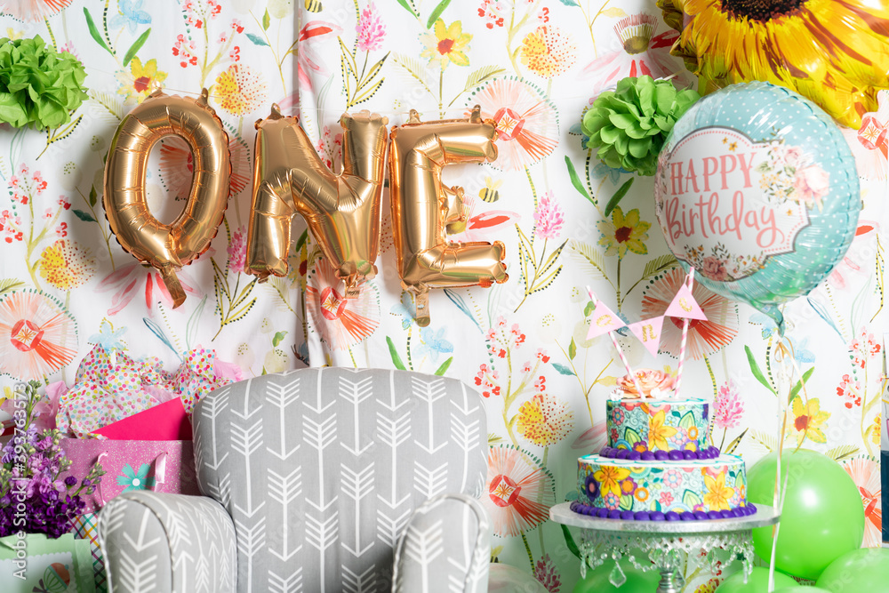 happy 1st birthday background Stock Photo | Adobe Stock