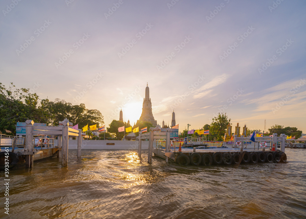 Temple of Dawn or Wat Arun with Chao Phraya River, Bangkok, Thailand in ...