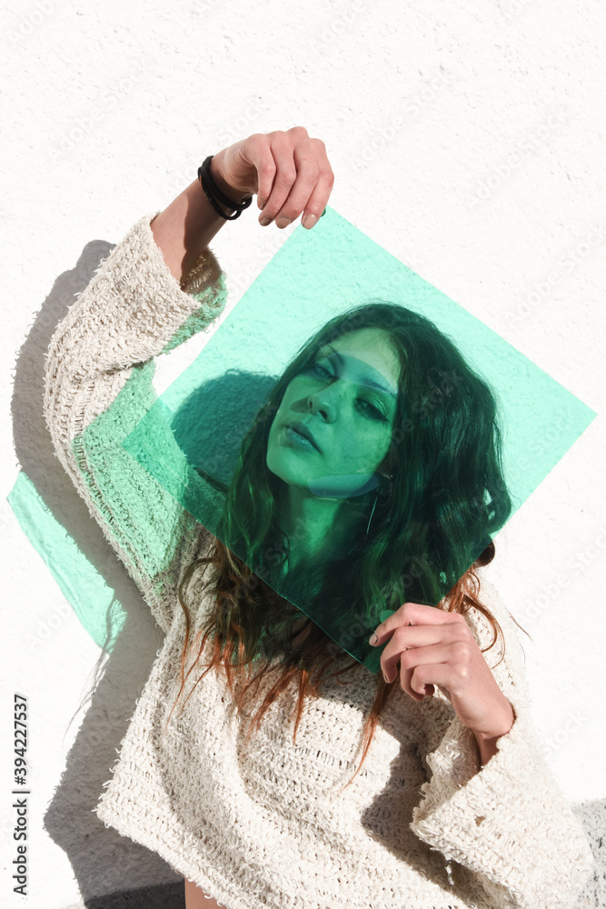 ritratto artistico modella giovane modella ragazza colori Stock Photo ...