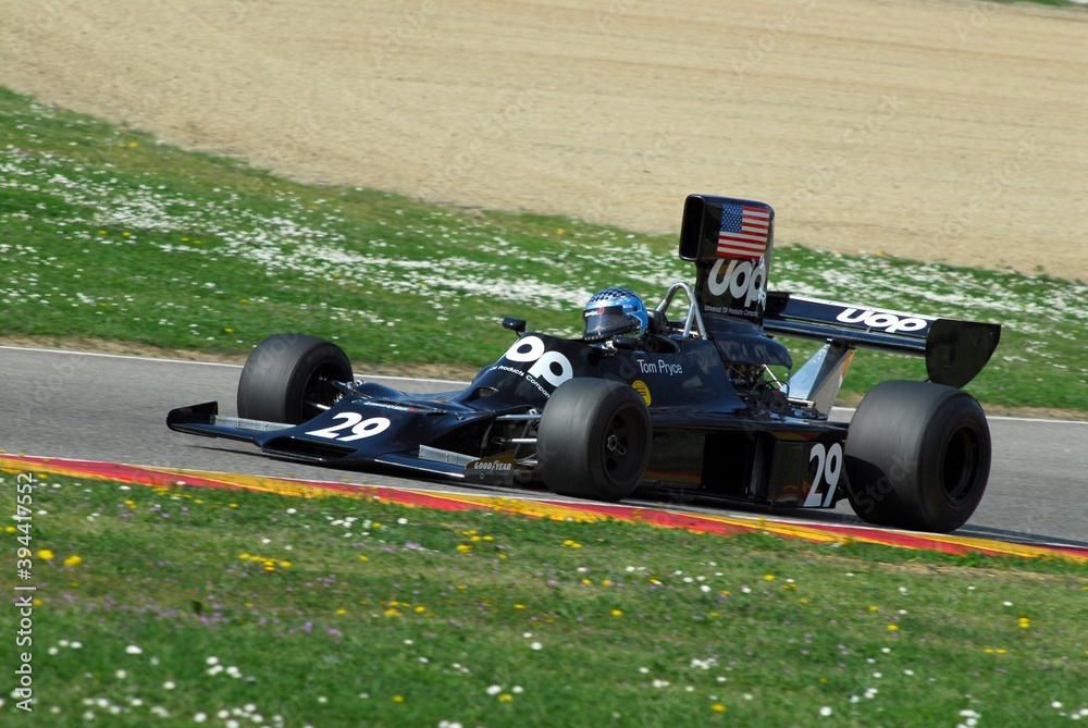 Mugello Circuit 1 April 2007: Unknown run on Classic F1 Car 1974 Shadow ...