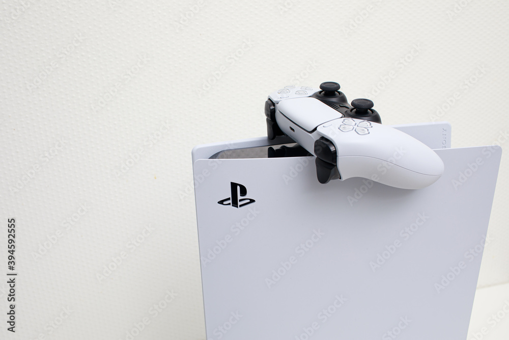 New PlayStation 5 Sony reveals PS5 console and games an ultra ...