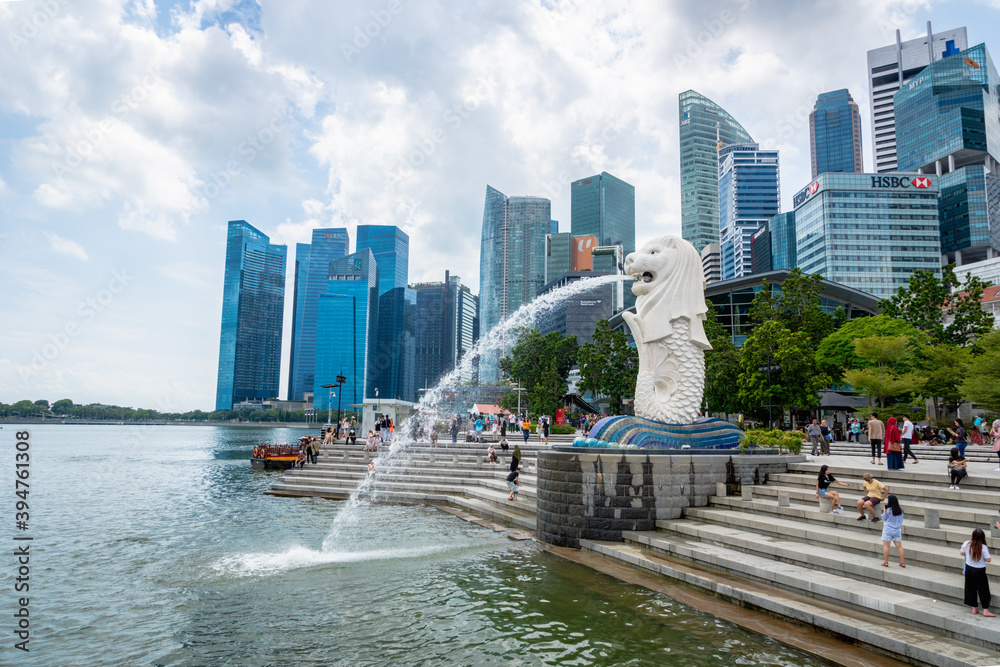 Foto Stock Singapore - January 2019: Merlion Park in Singapore city ...