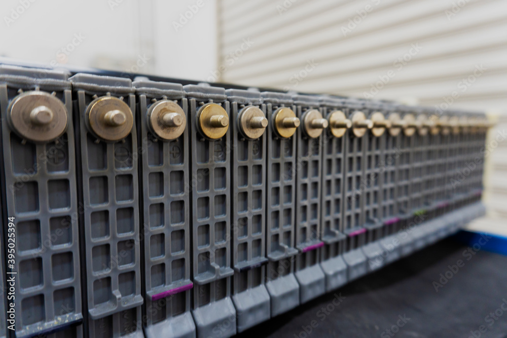 Packed modules of Battery Hybrid disassembly for repair and discharge ...