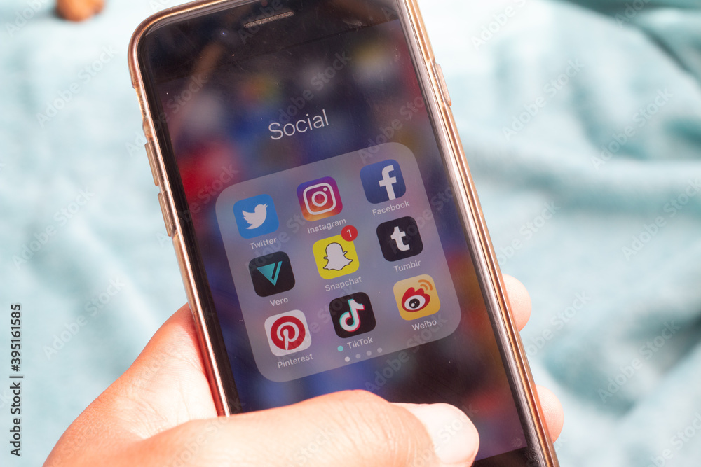 iOS Social Media apps on screen of iPhone - Twitter,Instagram,Facebook ...
