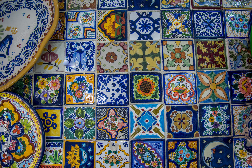 Talavera mexican kitchens decorated in blue, kitchen interior, dishes ...
