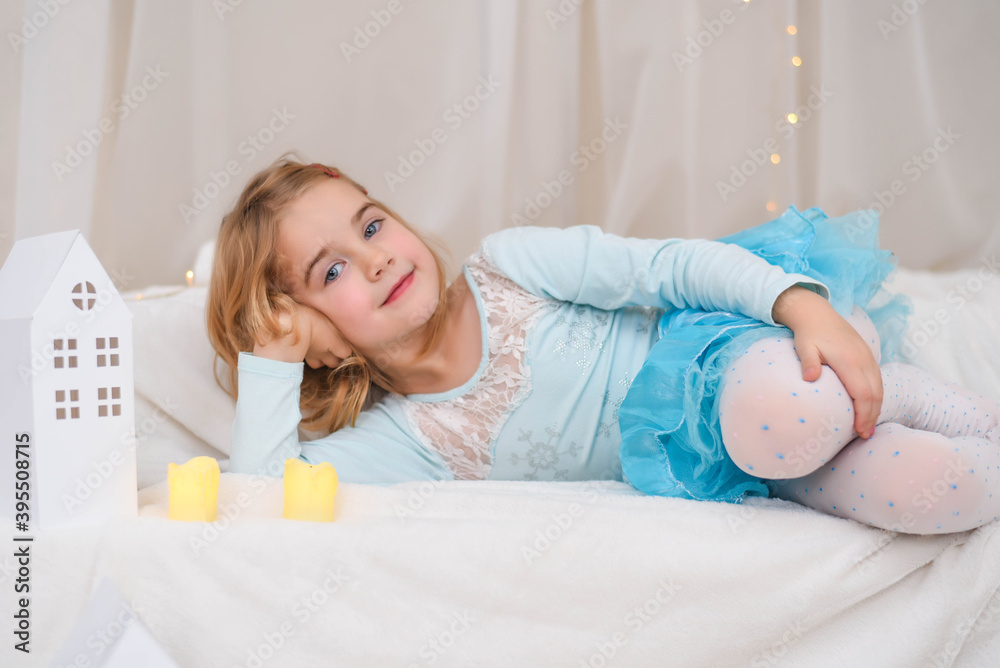 Happy little girl with Papercraft House And Papercraft Building ...