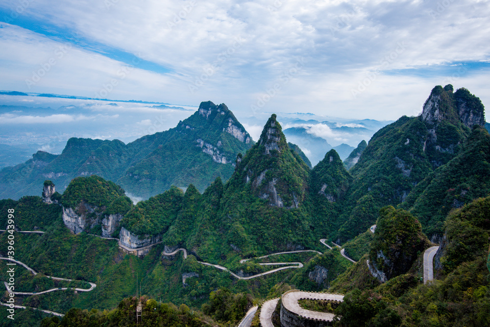 Beautiful landscape of Tianmen mountain national park, Hunan province ...