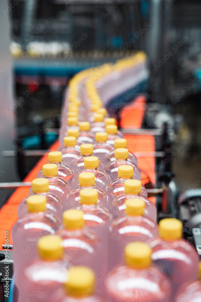 Bottling factory - Juice bottling line for processing and bottling ...