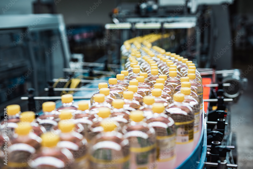 Bottling factory - Juice bottling line for processing and bottling ...