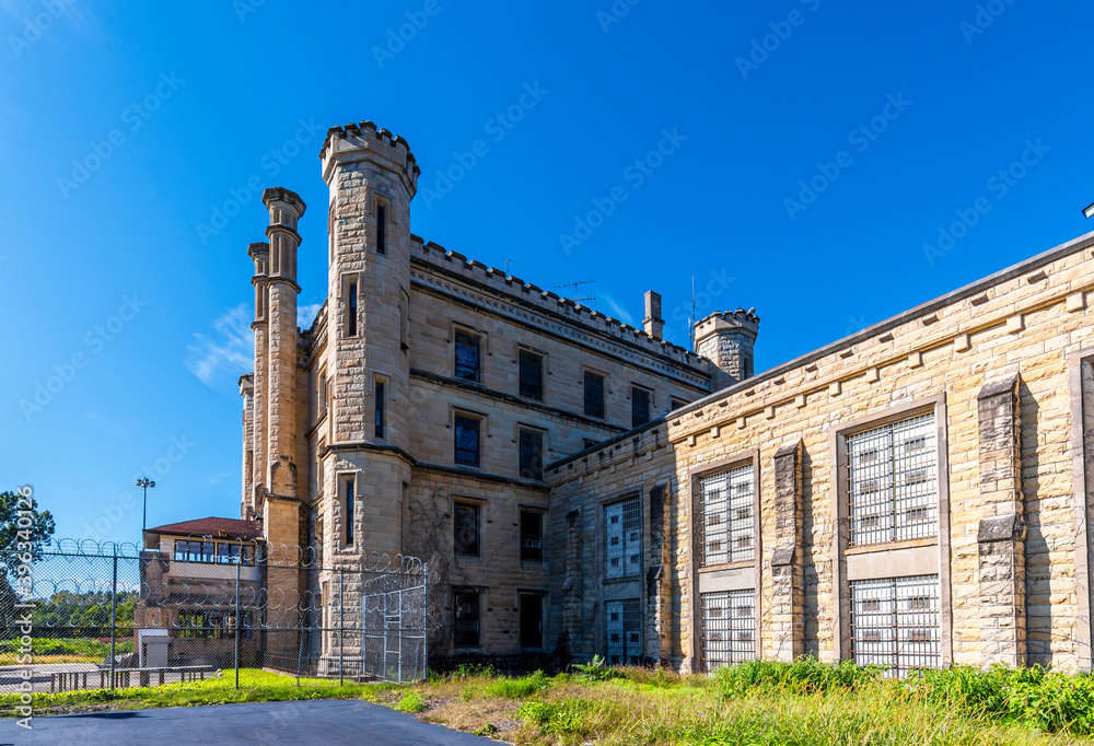 Joliet Correctional Center was a prison in Joliet, Illinois Stock Photo ...