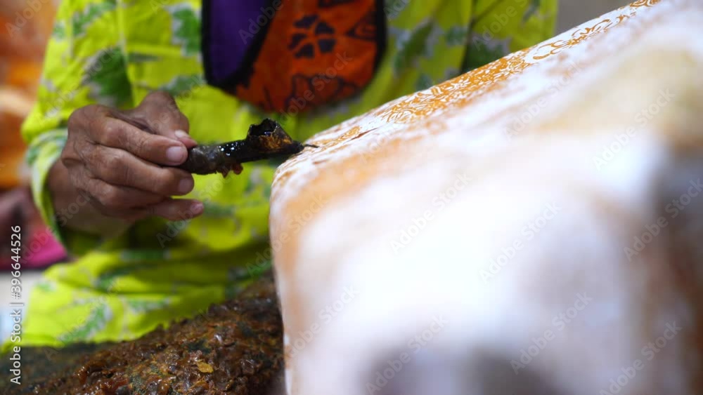 Indonesia December 2, 2020: Batik, Close Up hand and canting, making ...