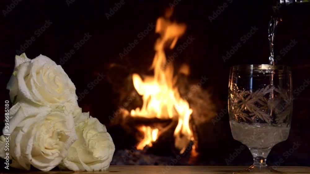 Vidéo Stock Slow motion, Holiday. Champagne is poured from a bottle ...