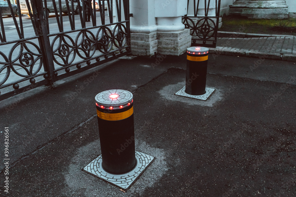 automat ric retractable barrier stop gate . transport protection glow ...