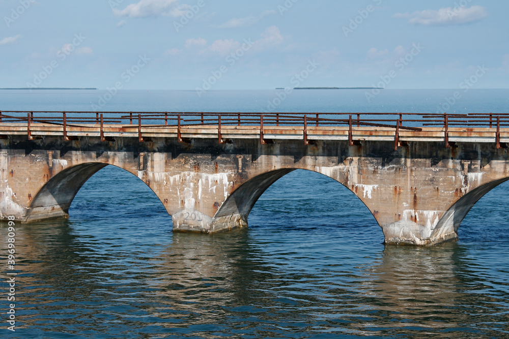 Foto de The original, historic 7 Mile Bridge in the Florida Keys built ...