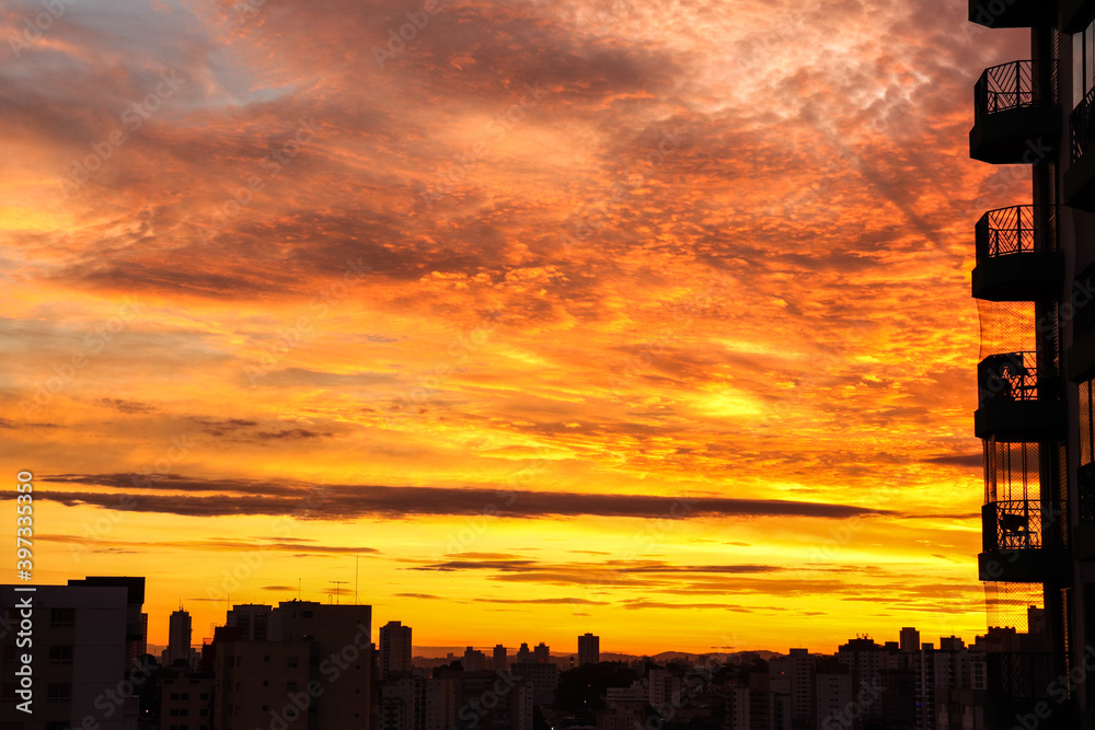Nascer do sol em São Paulo Stock Photo | Adobe Stock