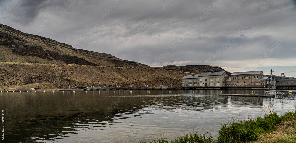 Foto de Historic Swan Falls Dam on the Snake River in Idaho near Murphy ...