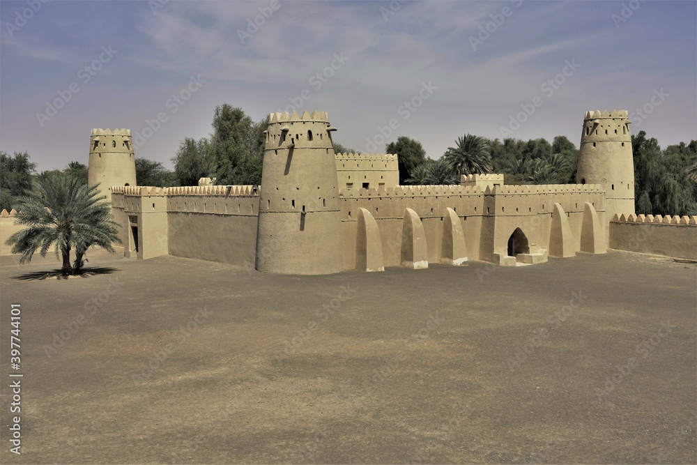 Arabian fort (Al Jahili) in a desert oasis Stock Photo | Adobe Stock