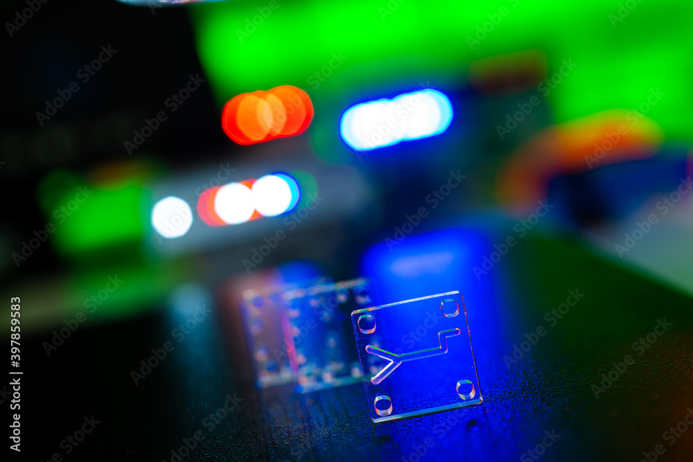 Organ-on-a-chip (OOC) - microfluidic device chip that simulates ...