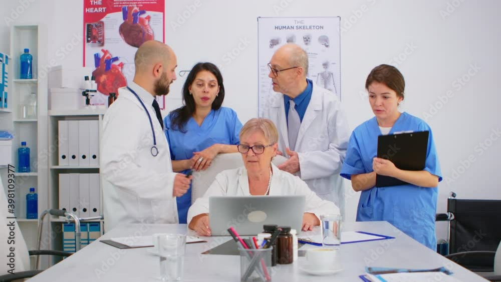 Brainstorming teamwork of physicians solving problem related to ...