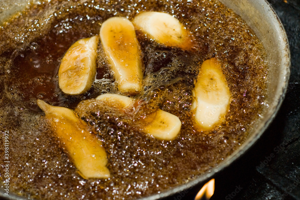 Bananas foster Dessert. Classic Creole or Cajun dessert favorite ...