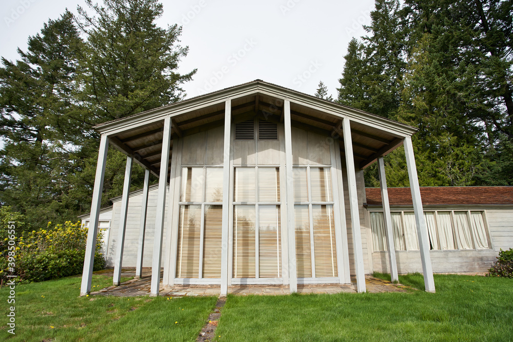 Portland, Oregon - Apr 15, 2019: The Aubrey R. Watzek House, designed ...