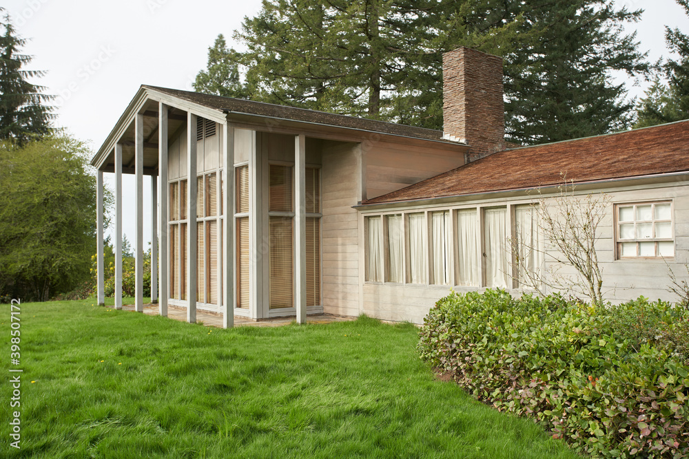Portland, Oregon - Apr 15, 2019: The Aubrey R. Watzek House, designed ...