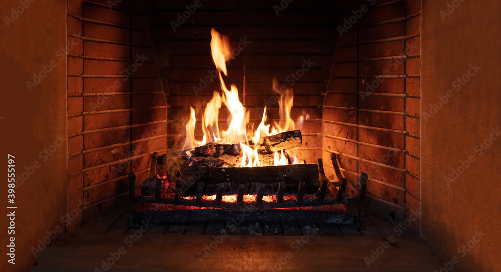 Fireplace, fire burning, cozy warm fireside, christmas home. Stock ...