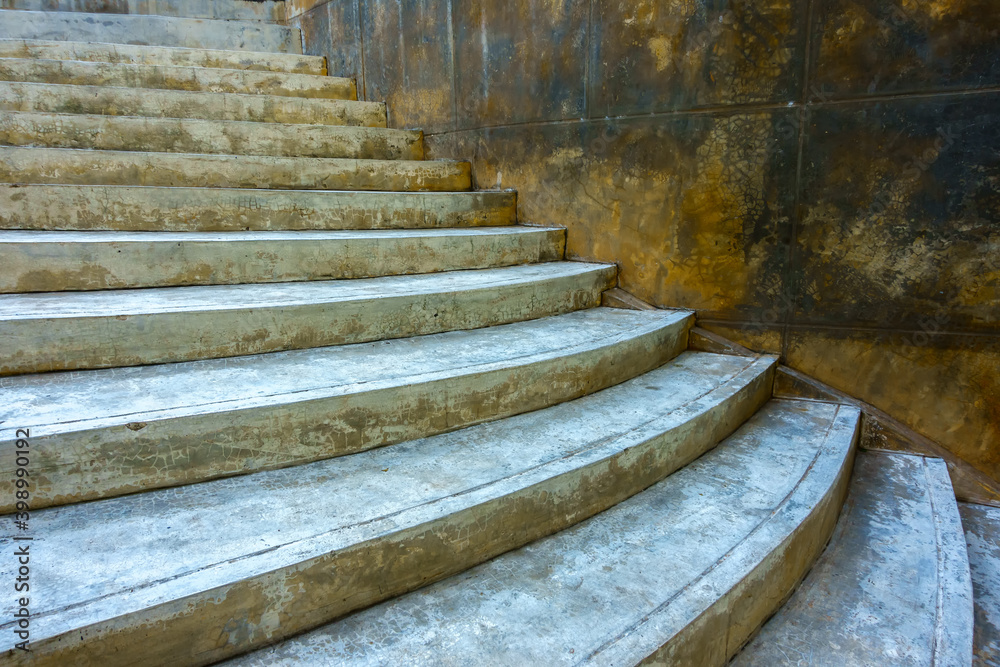 Foto de Architectural design of stair concrete. Spiral staircase ...