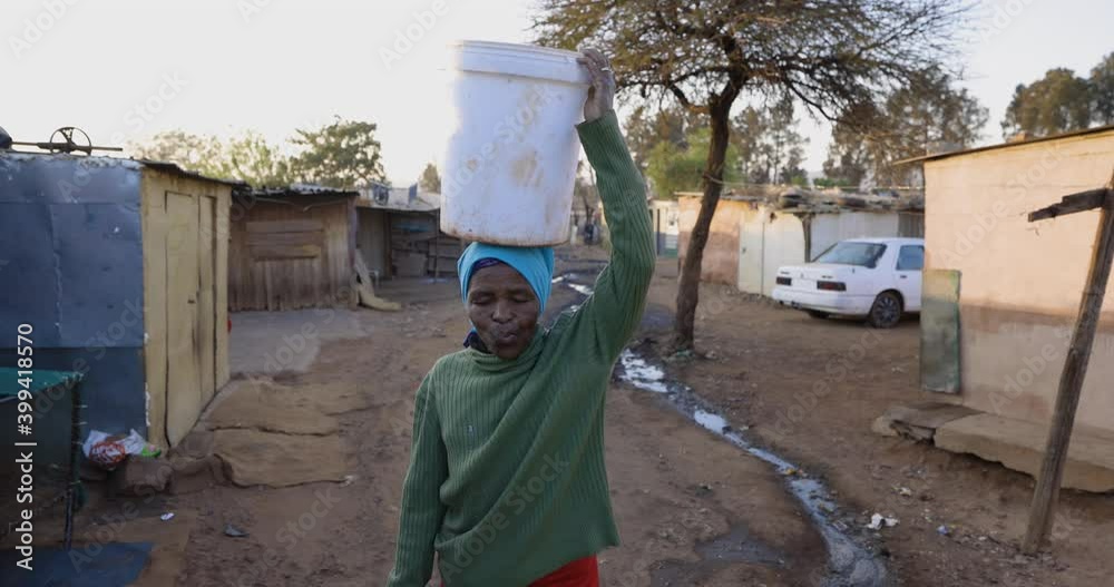 Stockvideo Face of poverty. Poor Black African woman with no access to ...