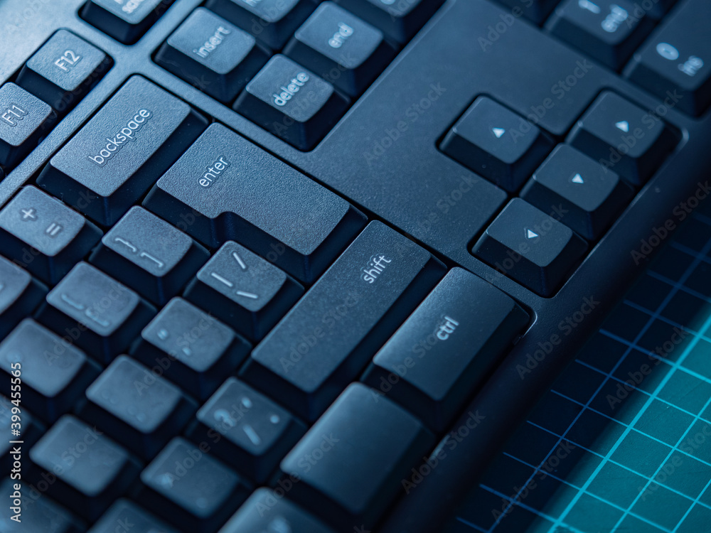 Foto de Black keyboard close-up. Control keys on the keyboard ...