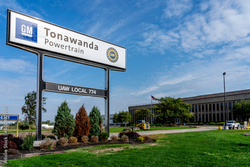 Tonawanda, New York, USA - September 22, 2019: Sign of GM Tonawanda ...