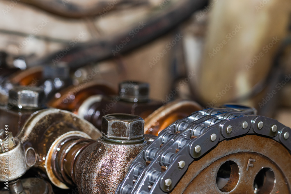 Repair of the internal combustion engine of a passenger car. Replacing ...