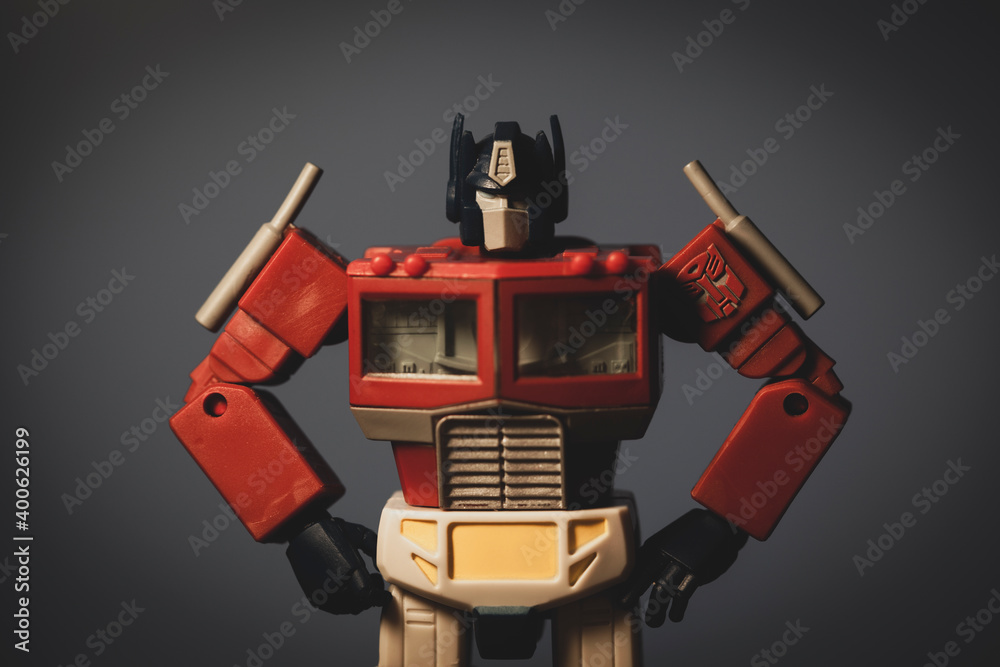 Foto de NEW YORK USA, DEC 20 2020: Portrait of Autobot leader Optimus ...