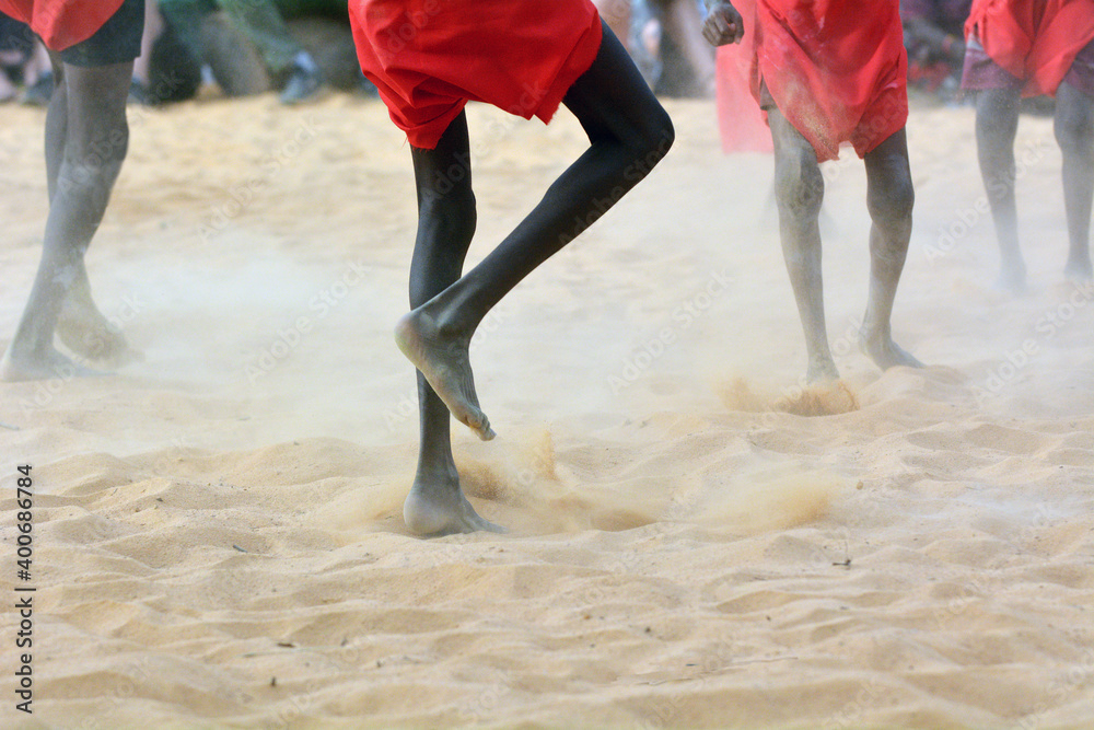 Aboriginal men dancing in culture ceremony event in Arnhem Land Stock ...