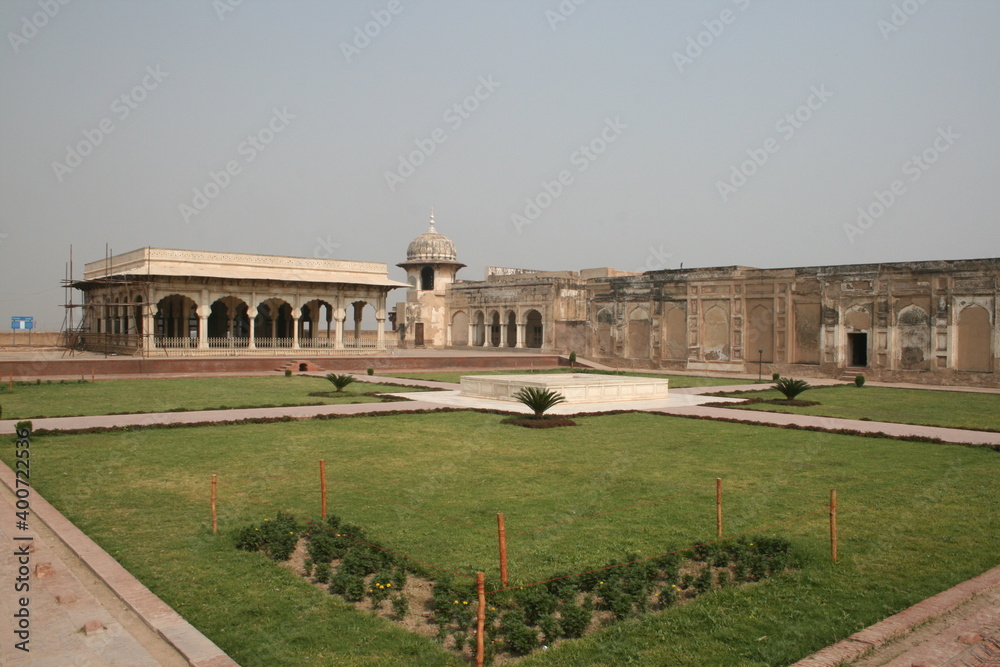 Baradari of Kamran Mirza is a summer pavilion in Lahore, Pakistan., The ...