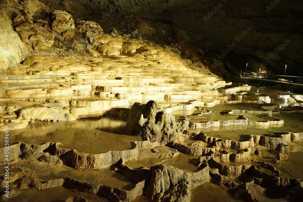 Limestone at Akiyoshi cave, Akiyoshido in Yamaguchi, Japan - 秋吉台 秋芳洞 ...