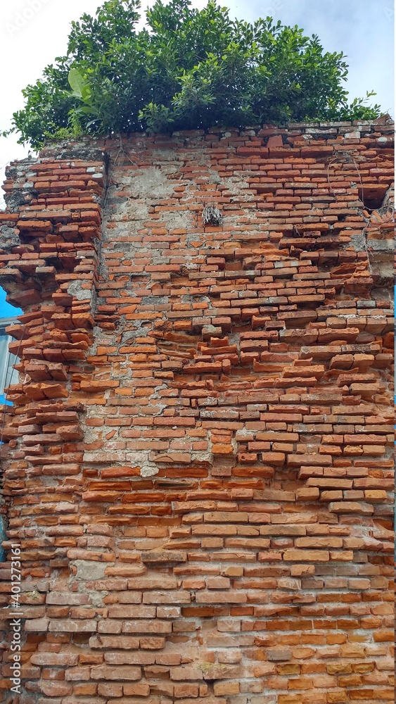 Fachada de tabique aparente antigua Stock Photo | Adobe Stock
