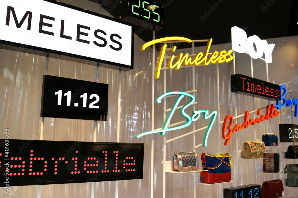 Chanel Boutique store front window display at Marina Bay Sands ...
