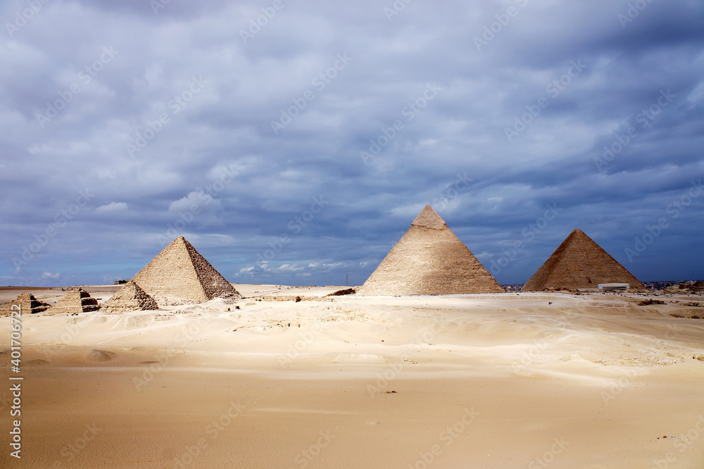 Giza plateau, Great pyramid, Sphinx, Temples of ancient Egypt, ancient ...