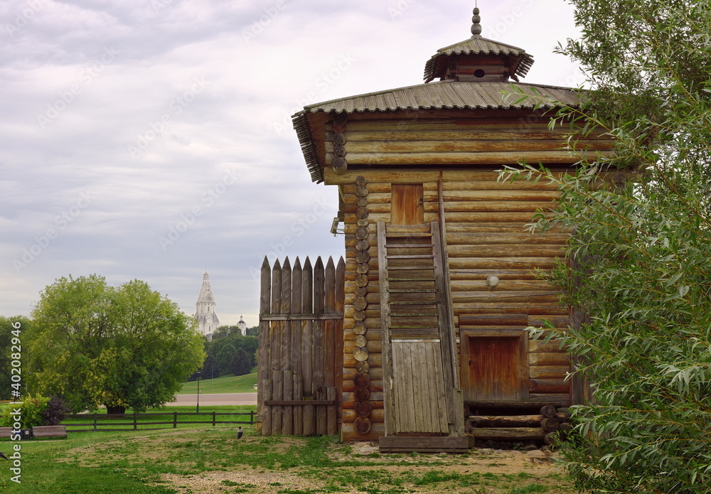 Park "Kolomenskoe". Tower of the Brest fortress. Hipped architecture of ...