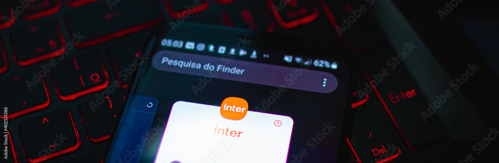 Banco Inter. Aplicativo na tela do celular do Banco inter. O Banco ...