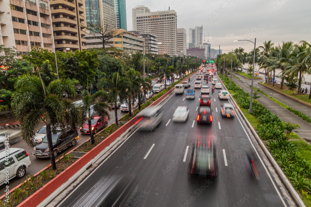 Roxas boulevard in Ermita district in Manila, Philippines Stock Photo ...