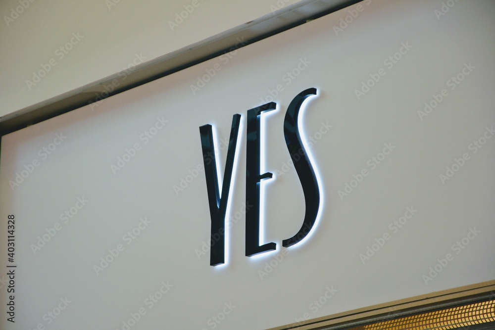 Sign Yes. Jewelry company signboard, logo Yes in one of Warsaw's ...