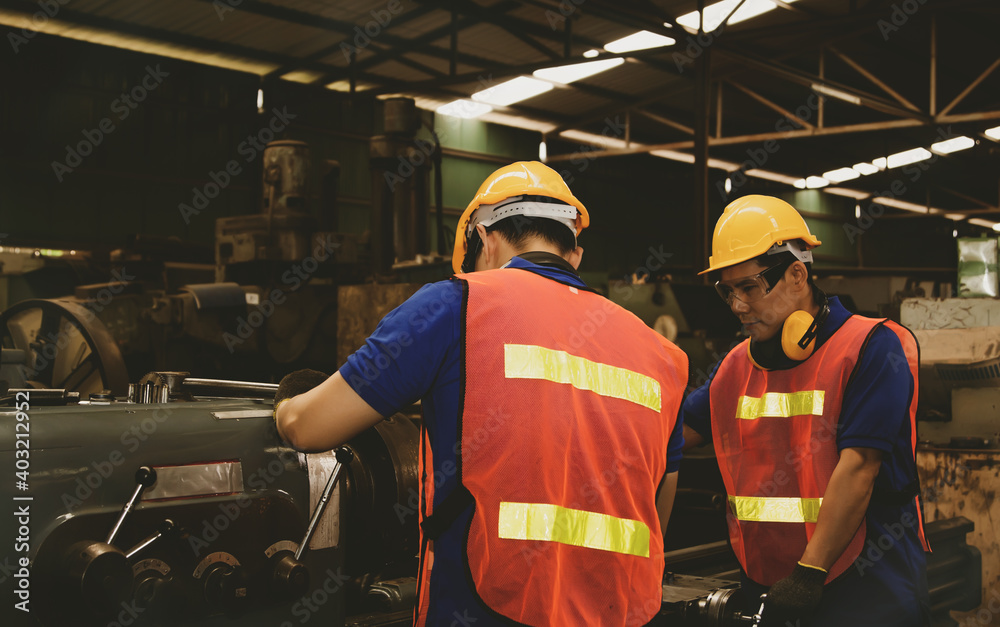 Foto de Teamwork concept : Collective teamwork of professional metal ...