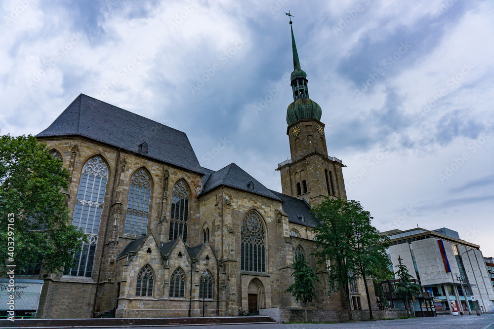 Foto de Church of St. Reinoldi, Dortmund. Reinoldikirche is the oldest ...