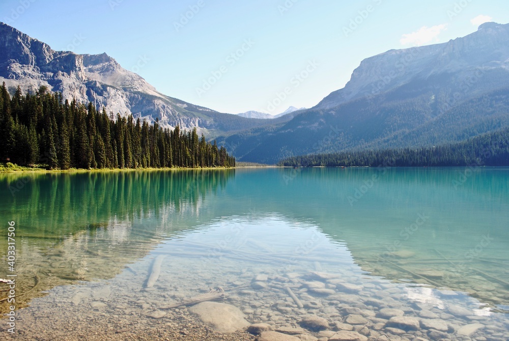 Emerald Lake panorama with Michael Peak and Wapta Mountain. Emerald ...