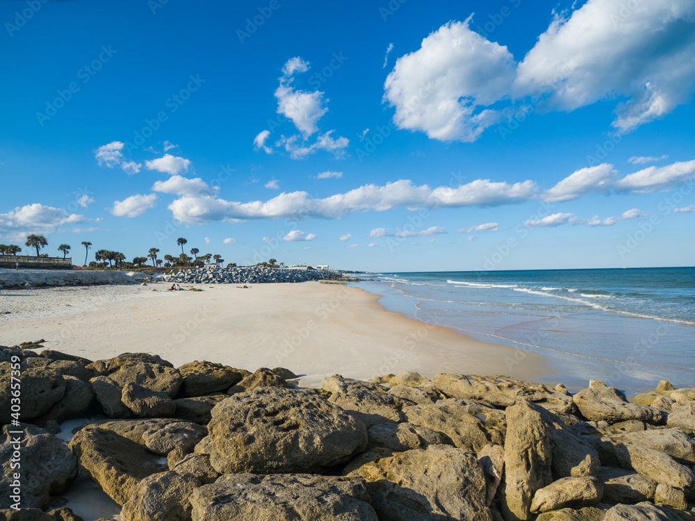 Mid afternoon at River to the Sea beach along the Atlantic Ocean Stock ...