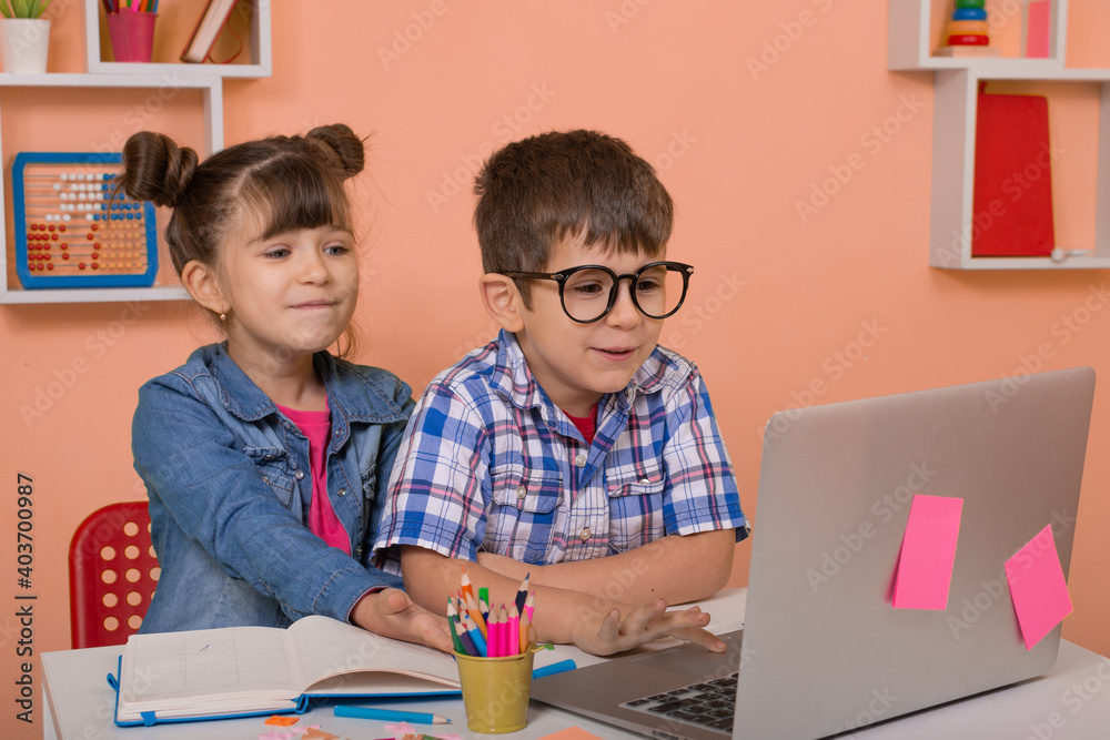 Online lessons for children. Homeschooling and distance education for ...